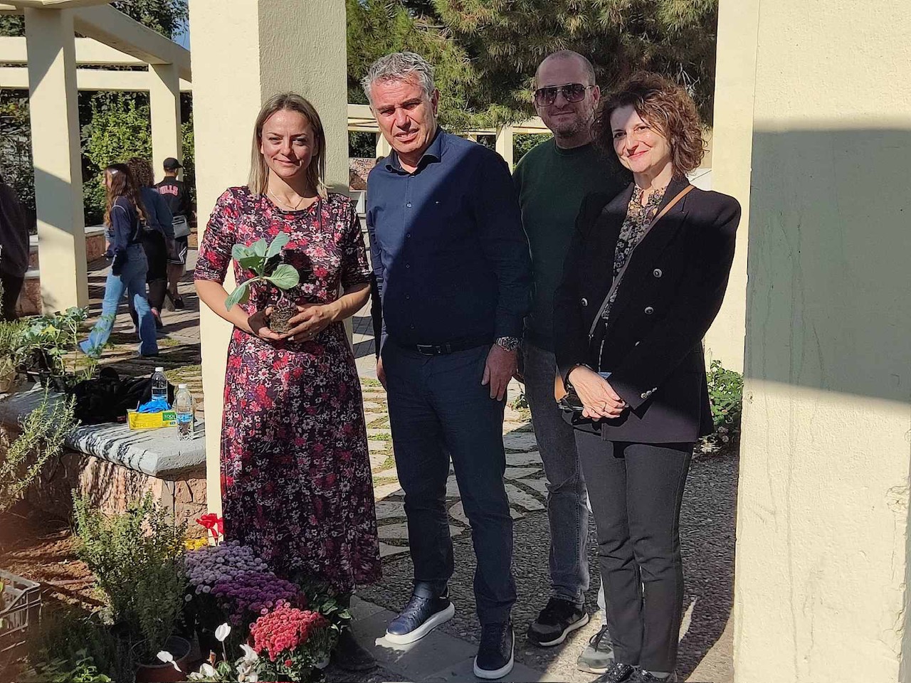 Νέος Σχολικός λαχανόκηπος στο 3ο Γυμνάσιο Ρέντη - ΔΗΜΟΣ ΝΙΚΑΙΑΣ ΑΓ.Ι. ΡΕΝΤΗ